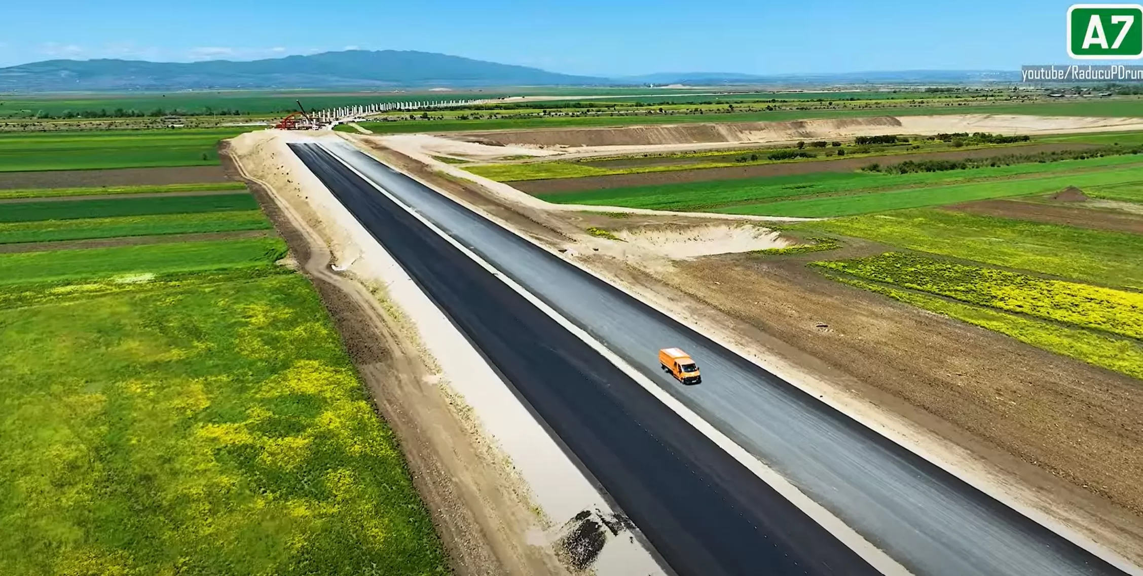 Imagini noi de pe Autostrada A7 Focșani–Bacău: Se lucrează intens pe ...